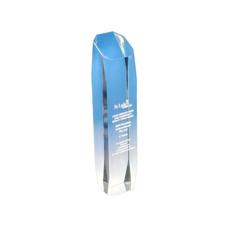 Gradient Pillar Crystal Award - giftparadizeintl.com